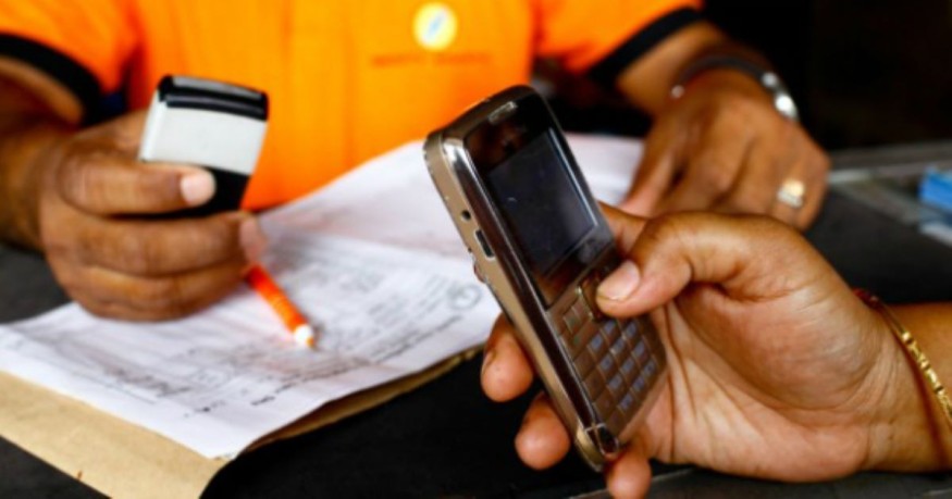 Augmentation des frais de transaction, 4 FCFA de plus pour les ...